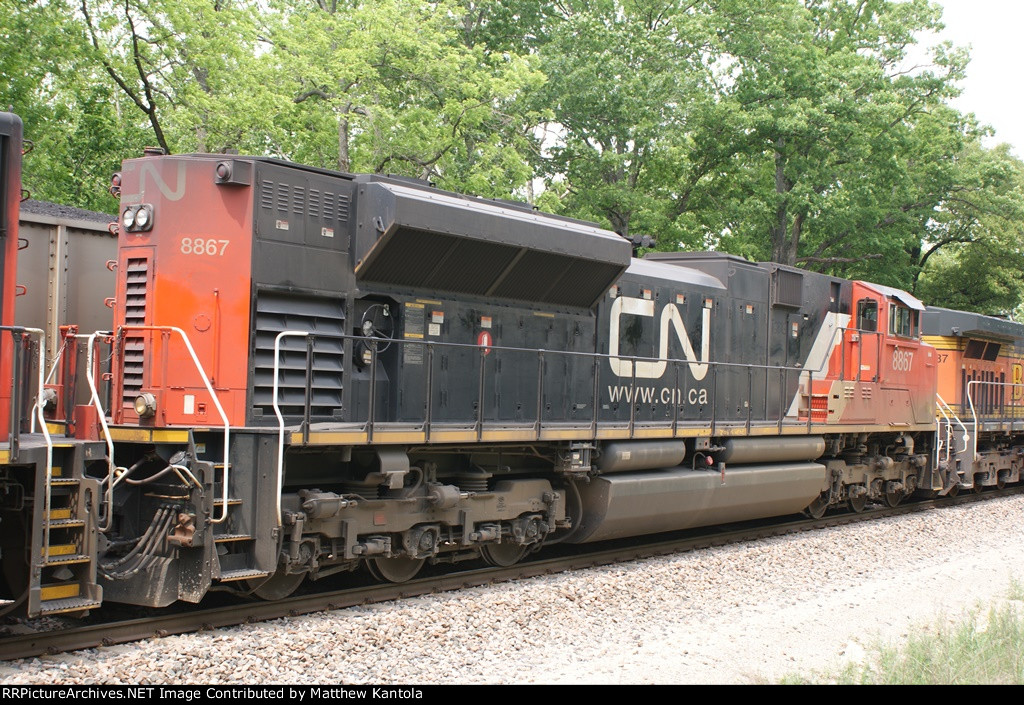 CN 8867